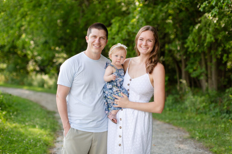 Spring family photos in Westfield for Bromm Family